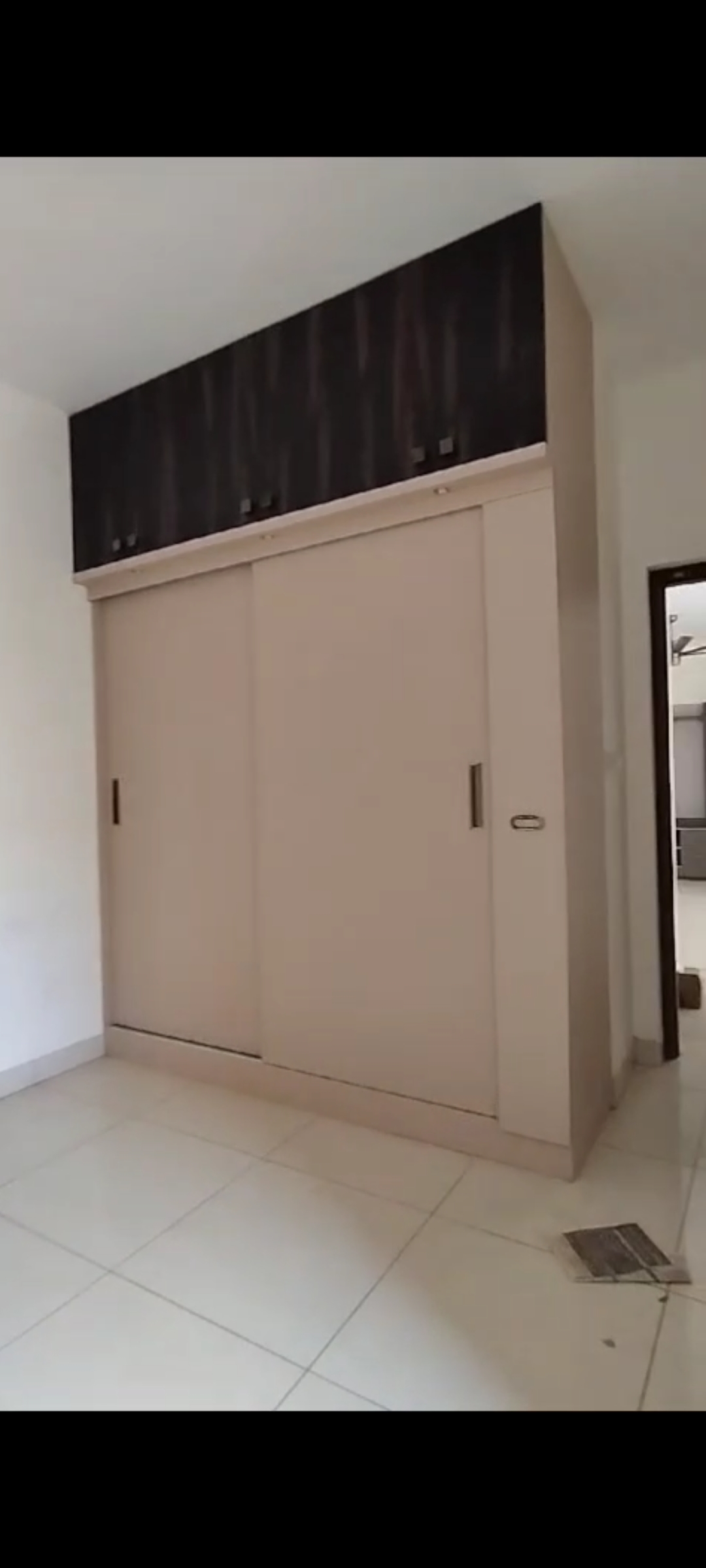 Rental 3 Bedroom 1277 Sq.Ft. Apartment in Prestige Finsbury Park Hyde ...