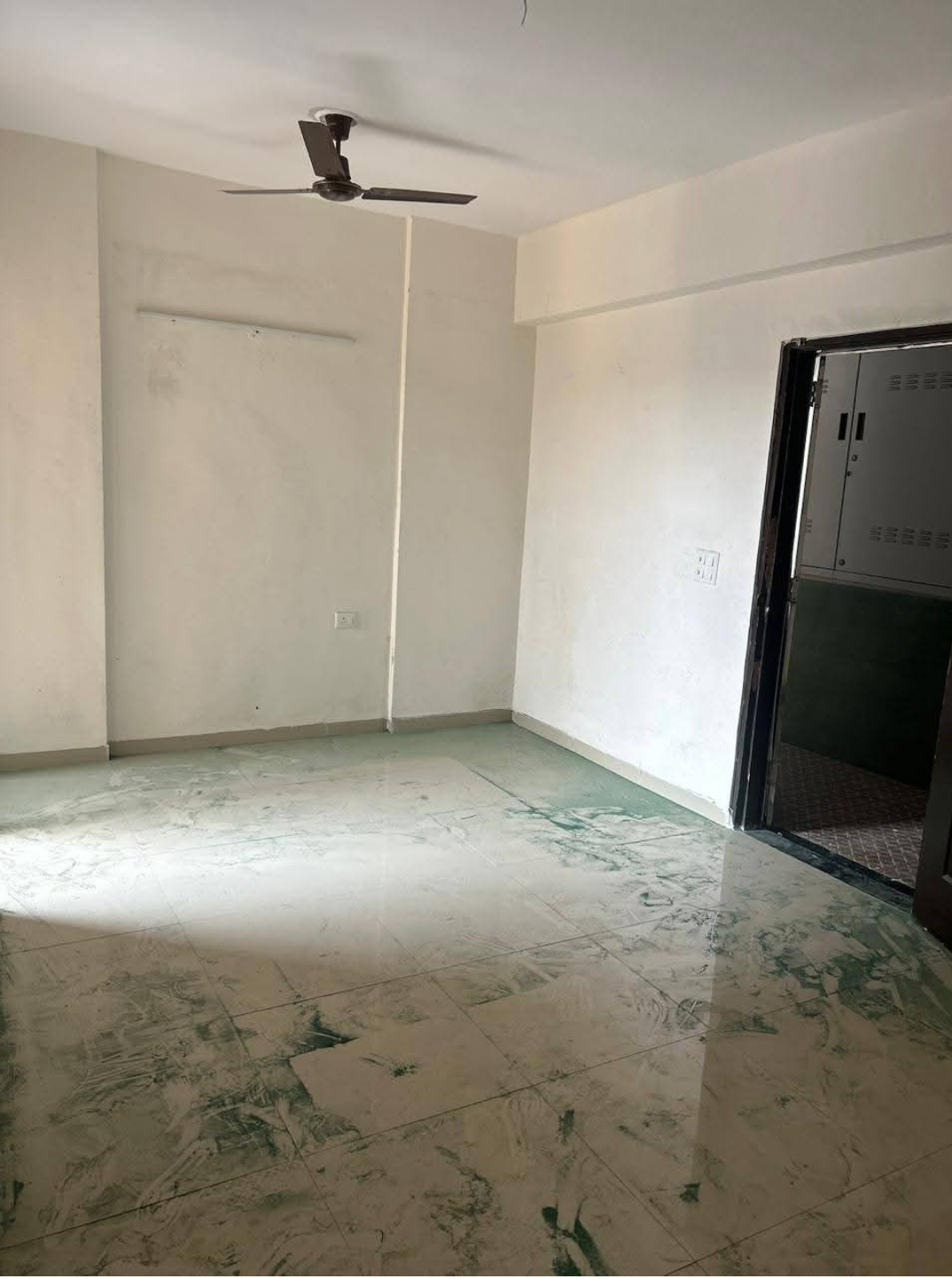 Rental 2 Bedroom 950 Sq.Ft. Apartment in JNC The Park, Sector 16c ...