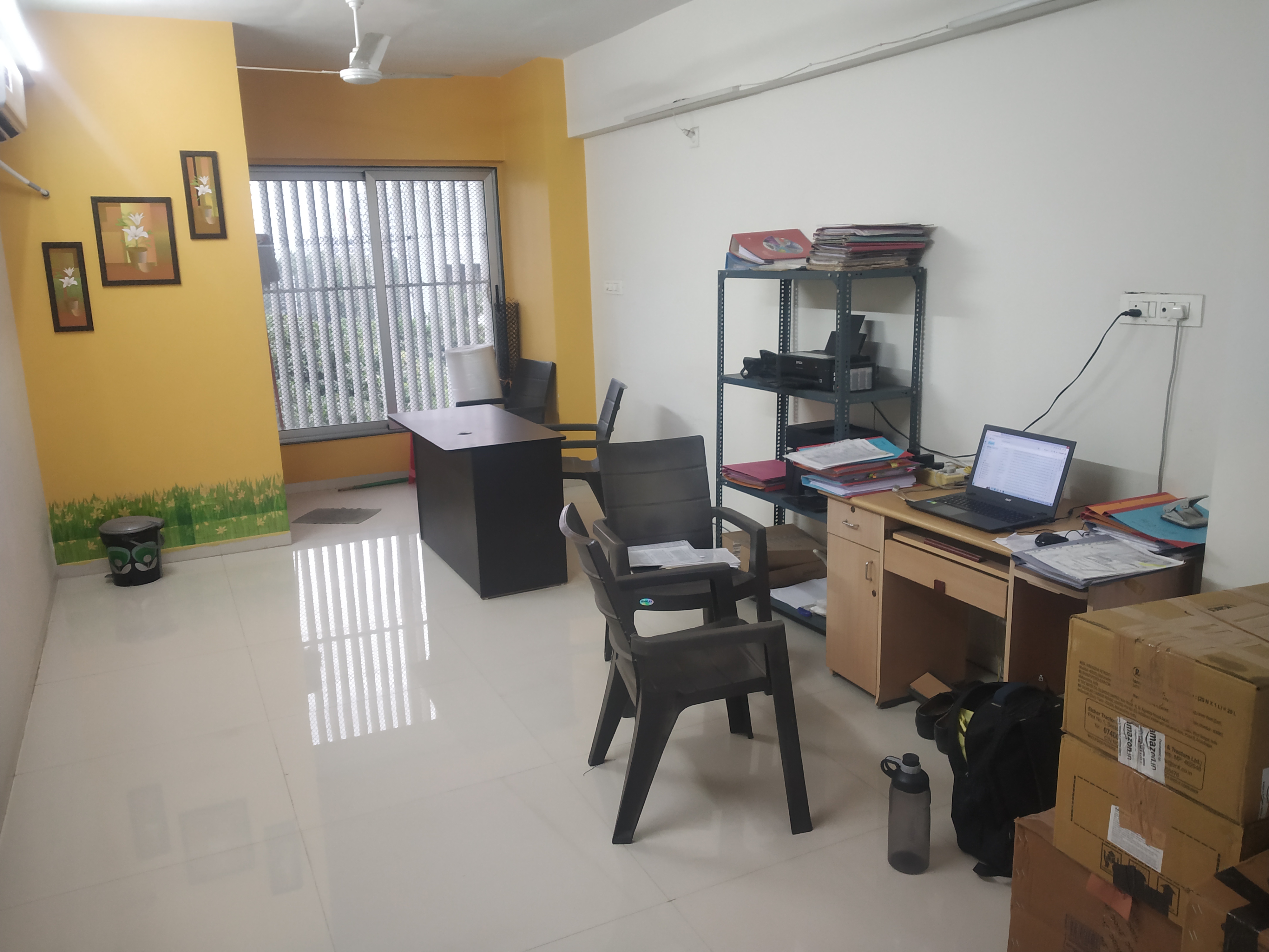 Resale Commercial Office Space 286 Sq.Ft. in Pal Surat - 8349637