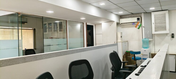 Rental Commercial Office Space 823 Sq.Ft. in Dalamal Tower, Nariman ...