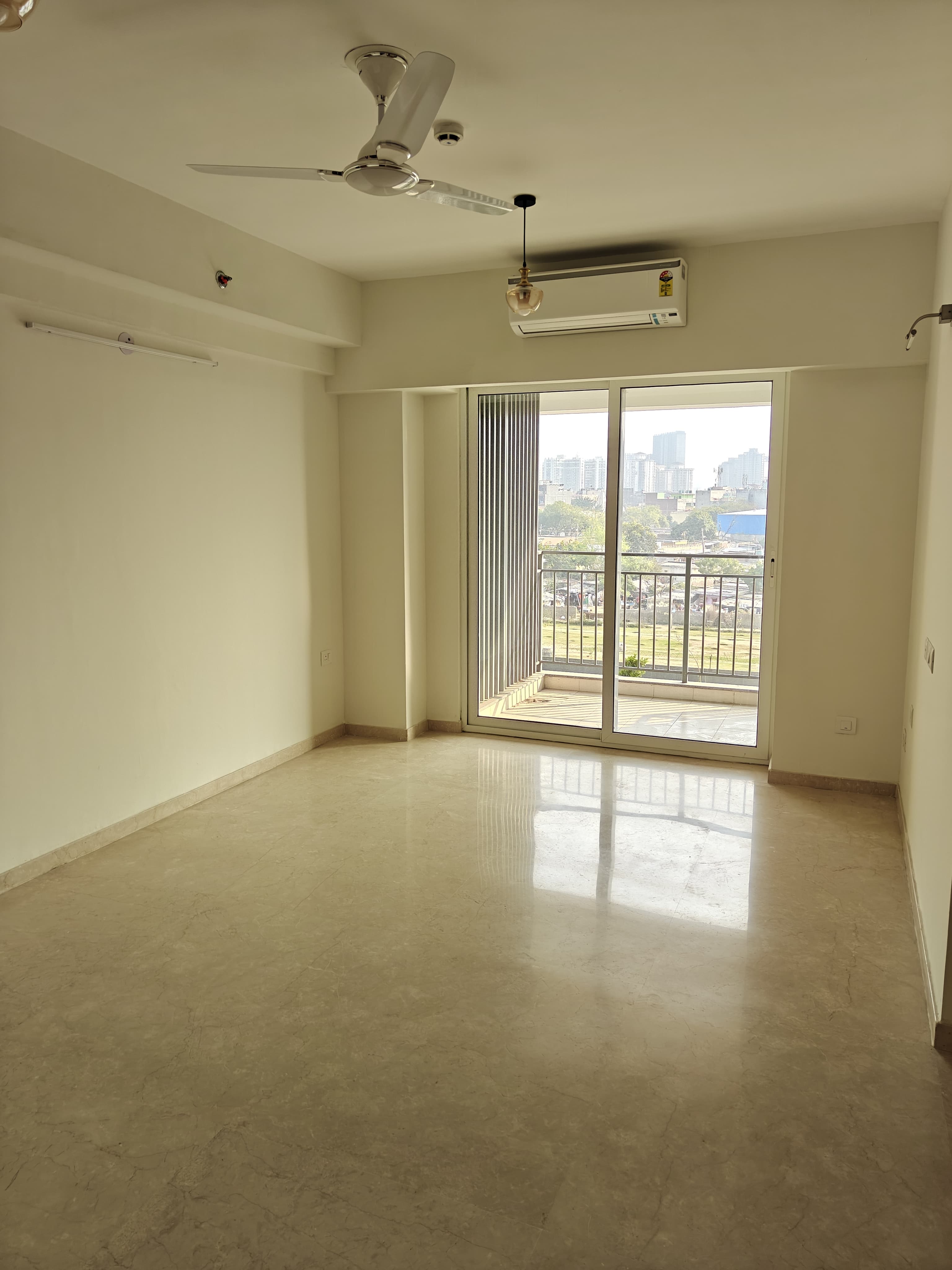 Flats for Rent in Sector 43, Noida: 50+ Rental Flats in Sector 43, Noida