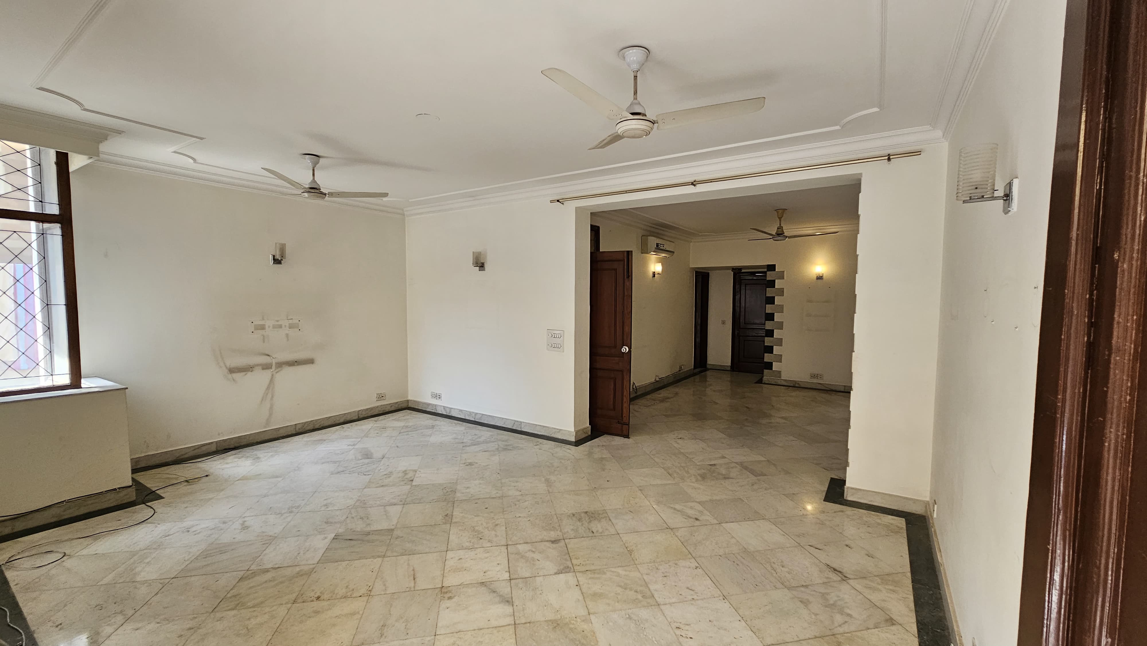 Rental 3 Bedroom 2000 Sq.Ft. Apartment in Boutique Residential ...