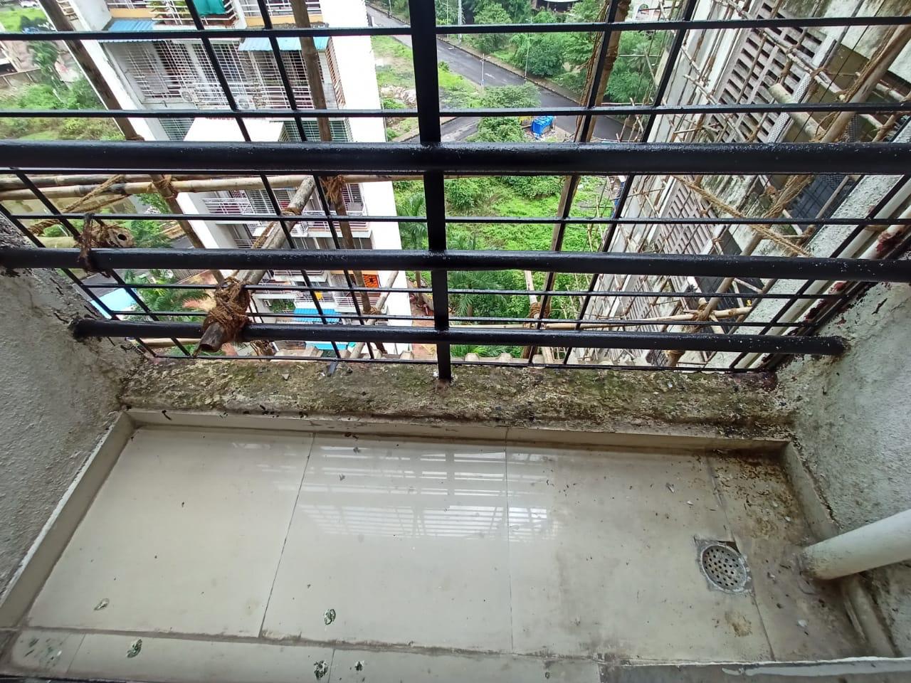 Resale 1 Bedroom 400 Sq.Ft. Apartment in Maitri Planet, Kharghar Navi ...