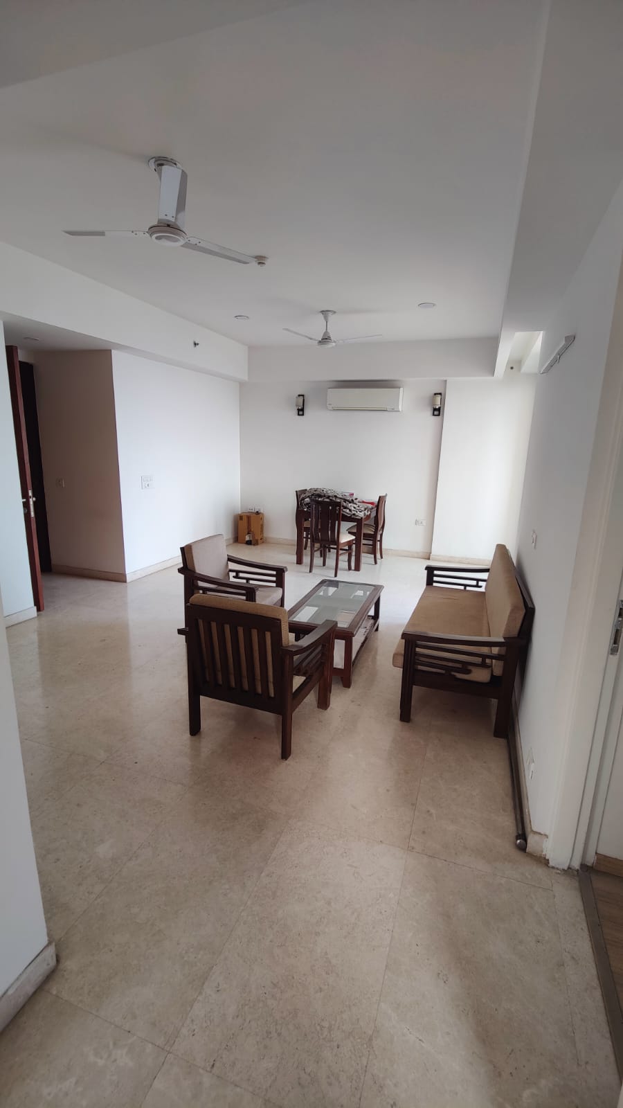 Rental 3 Bedroom 1799 Sq.Ft. Apartment in DLF The Primus, Sector 82a ...