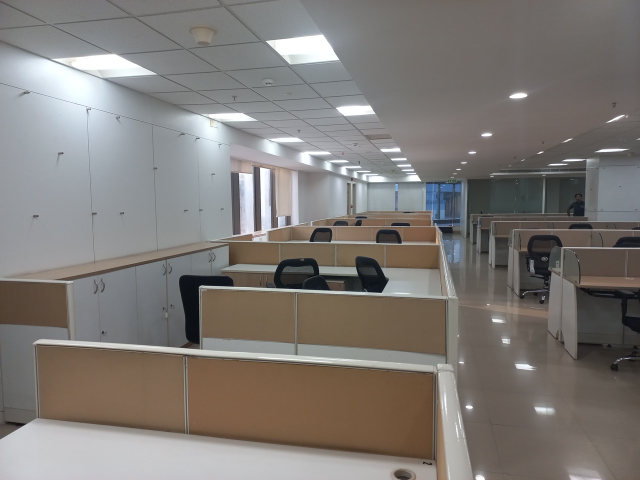 Rental Commercial Office Space 1340 Sq.Ft. in Gundecha Onclave, Andheri ...