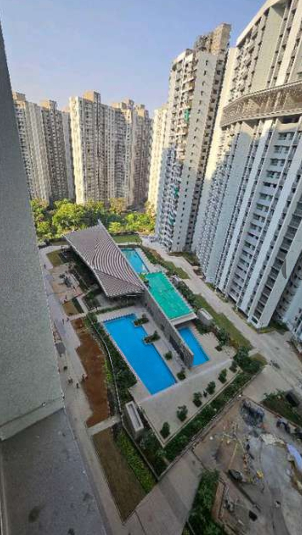 Rental 2 Bedroom 900 Sq.Ft. Apartment in Kalpataru Immensa, Kolshet ...