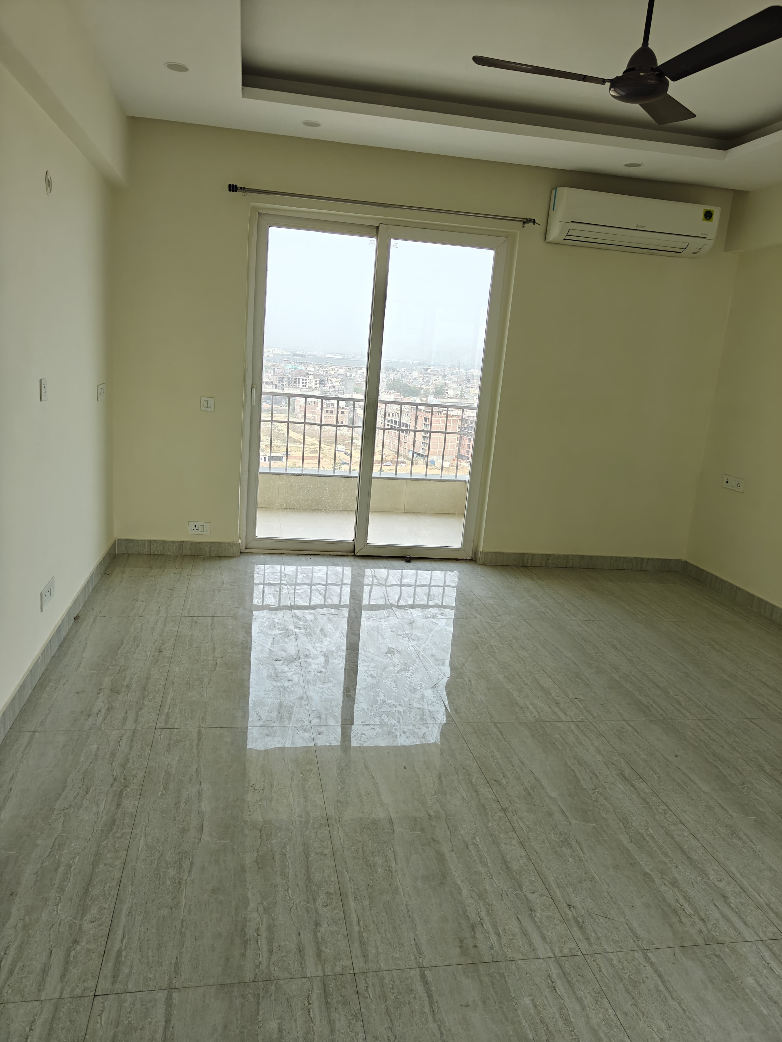 Rental 4 Bedroom 4482 Sq.Ft. Apartment in ABA County 107, Sector 107 ...