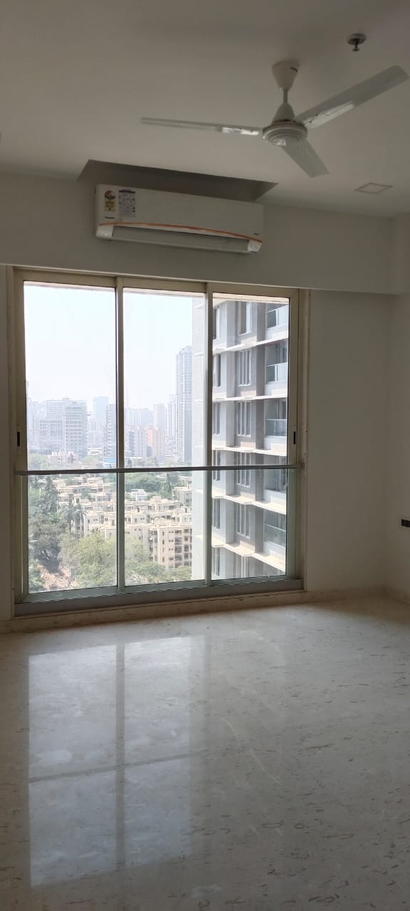 Rental 2 Bedroom 675 Sq.Ft. Apartment in Sunteck Avenue 2, Goregaon West Mumbai - 8478833