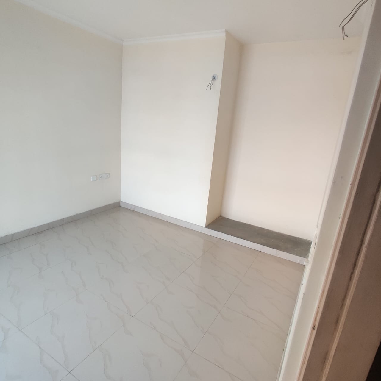 Resale Studio 650 Sq.Ft. Apartment in UPAVP Ganga Yamuna And Hindon Enclave, Pratap Vihar ...