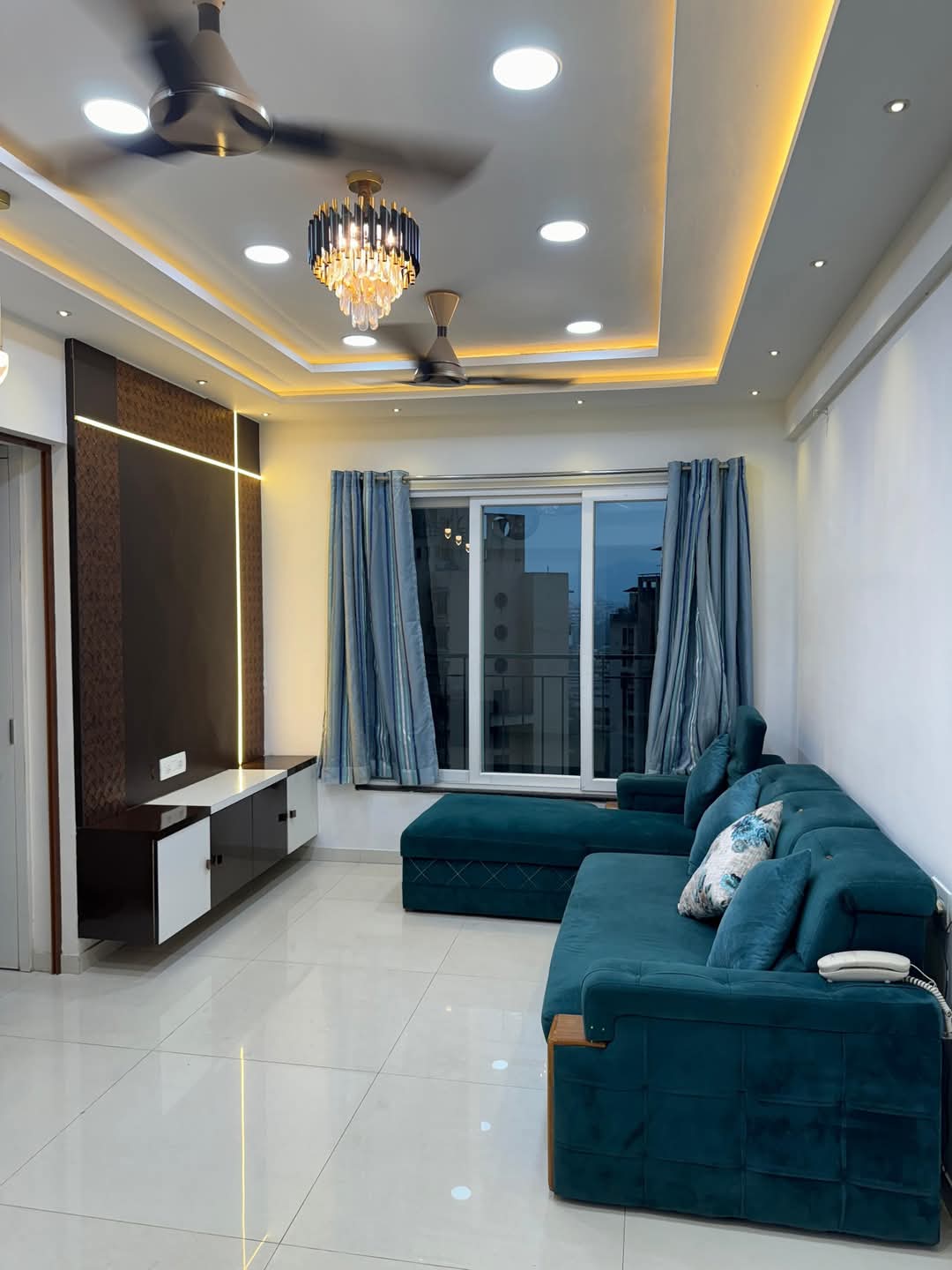 Rental 2 Bedroom 1050 Sq.Ft. Apartment in Rustomjee Azziano Wing D ...