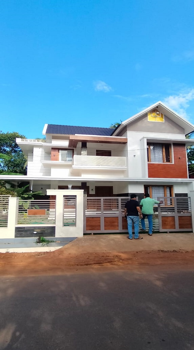 Resale 4 Bedroom 2800 Sq.Ft. Independent House in Mundoor Thrissur ...