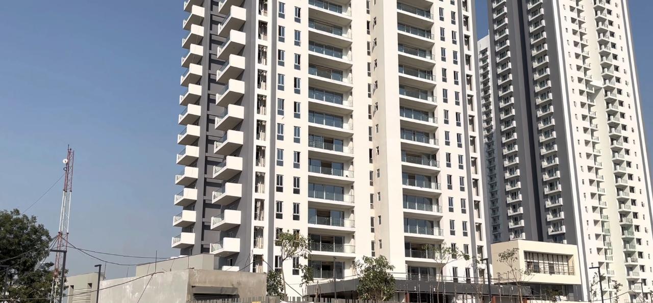 Resale 2 Bedroom 1508 Sq.Ft. Apartment in Emaar Digi Homes, Sector 62 ...