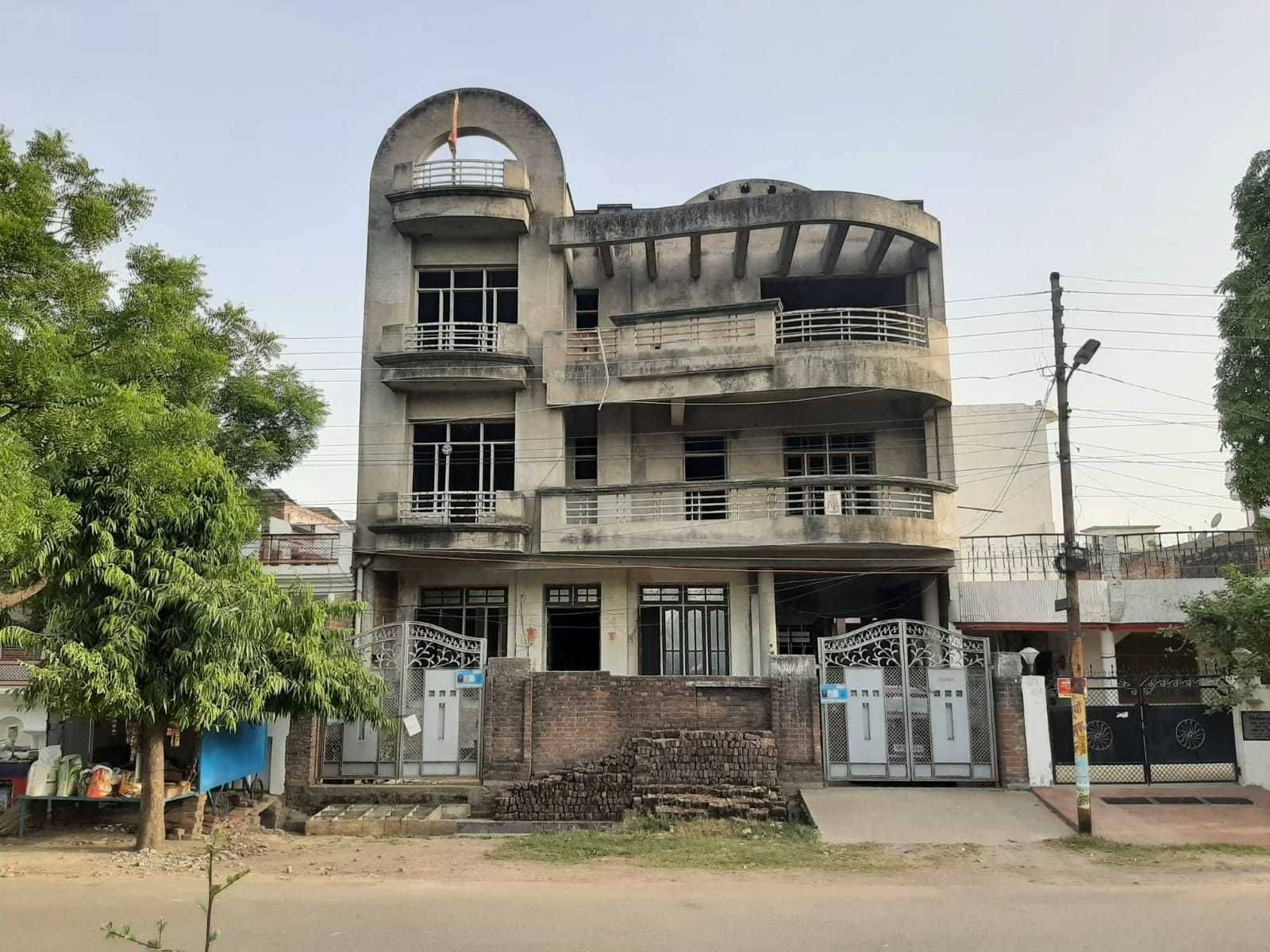 Resale 6 Bedroom 3200 Sq.Ft. Independent House in Lda Colony Lucknow ...