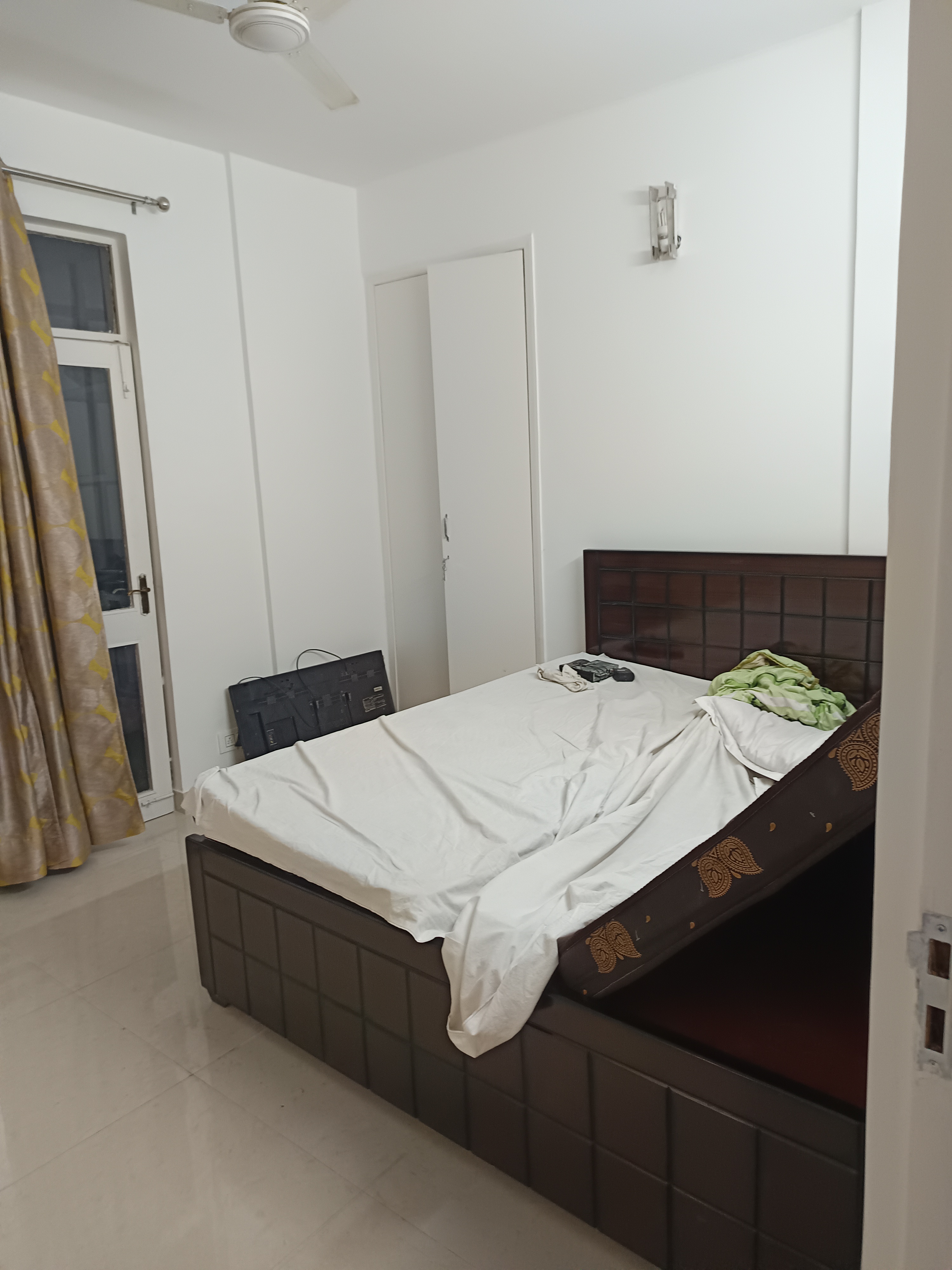 Rental 2 Bedroom 1500 Sq.Ft. Villa in DLF City Phase V, Dlf Phase V ...