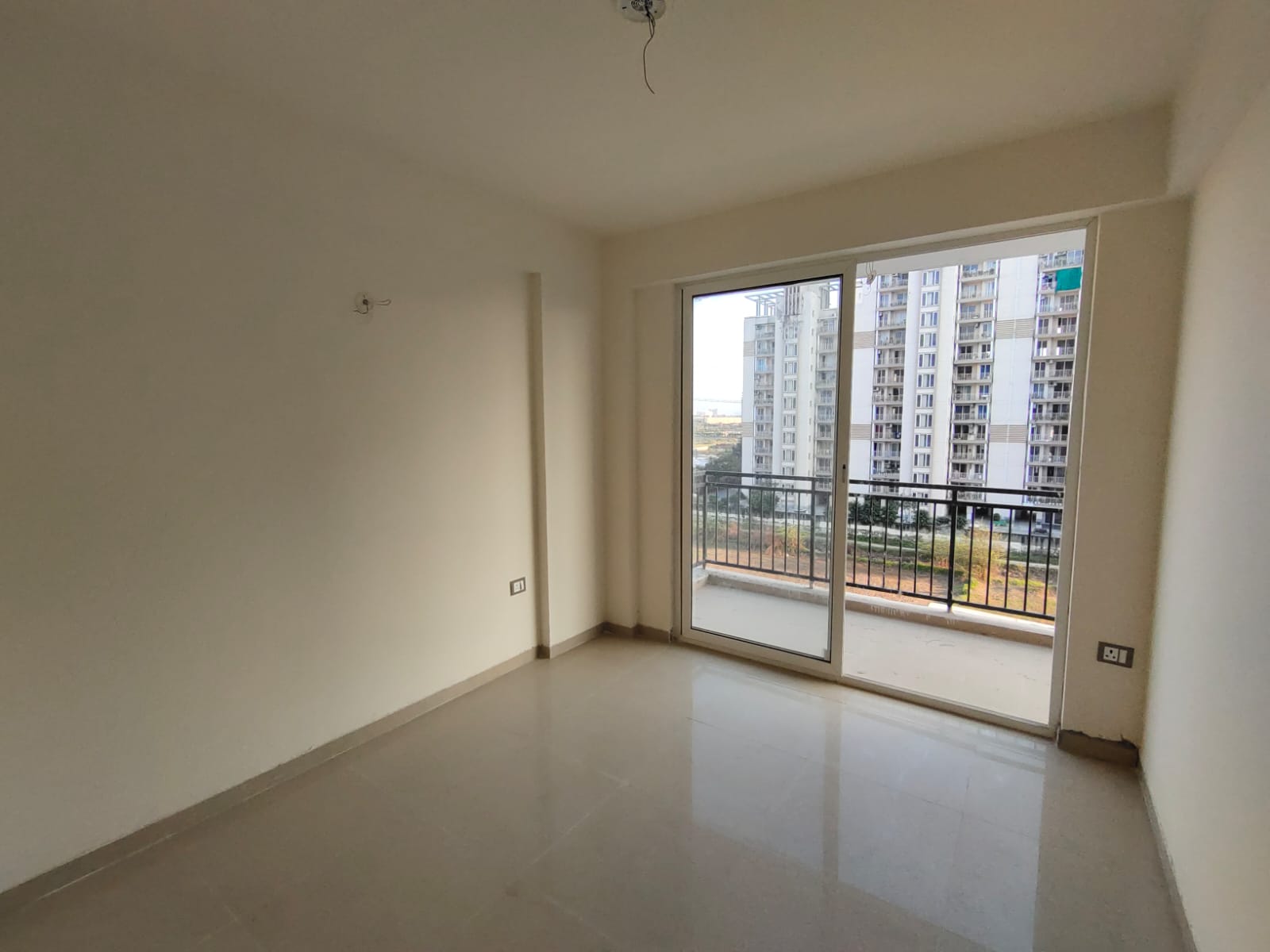 Rental 2 Bedroom 550 Sq.Ft. Apartment in ROF Alante, Sector 108 Gurgaon ...