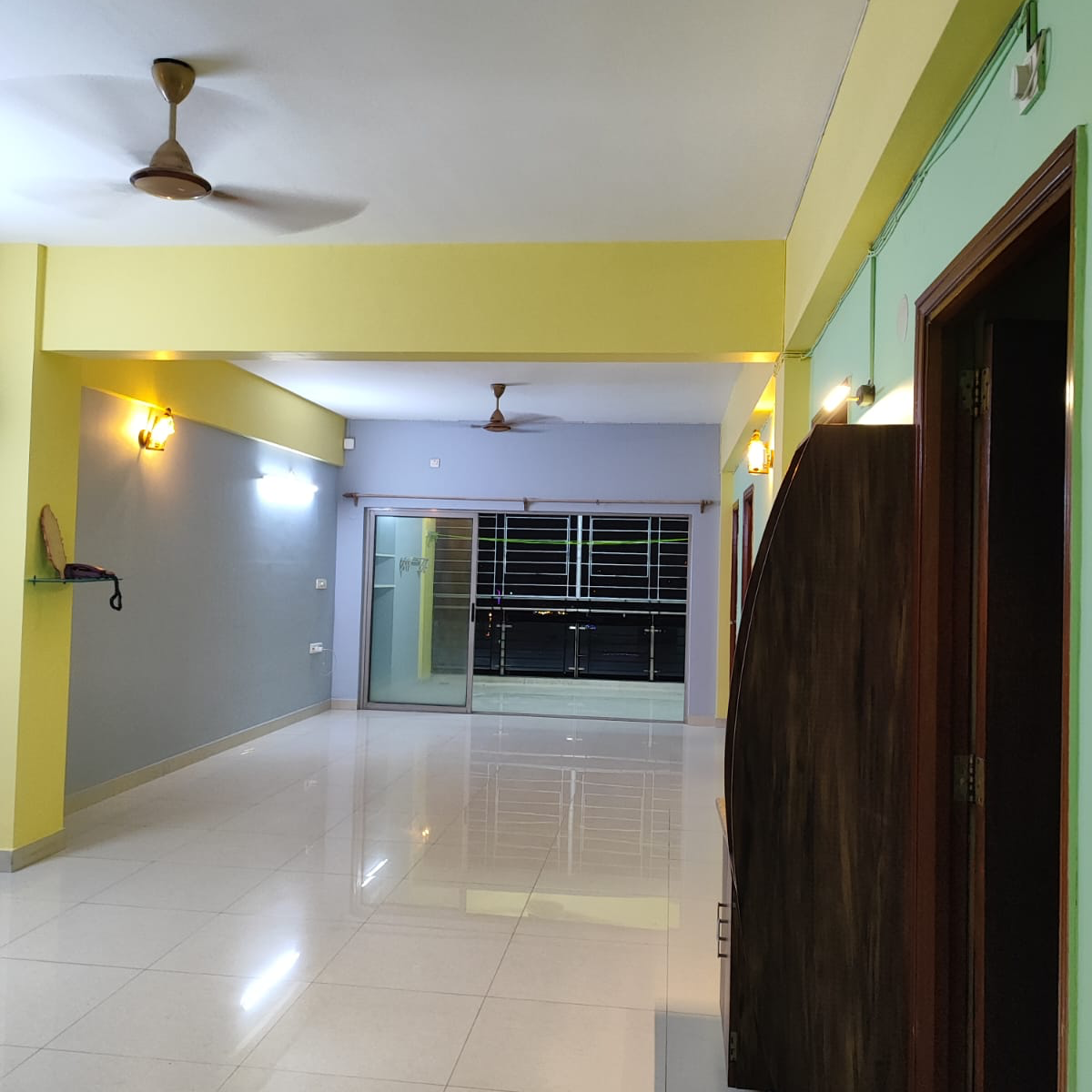 Resale 3 Bedroom 1750 Sq.Ft. Apartment in The Ektaa Hibiscus, Tangra ...