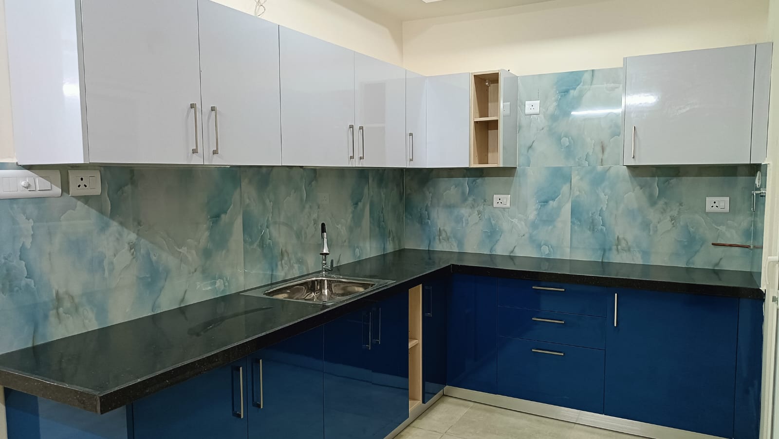 Rental 2 Bedroom 1240 Sq.Ft. Apartment in Candeur 40, Miyapur Hyderabad ...