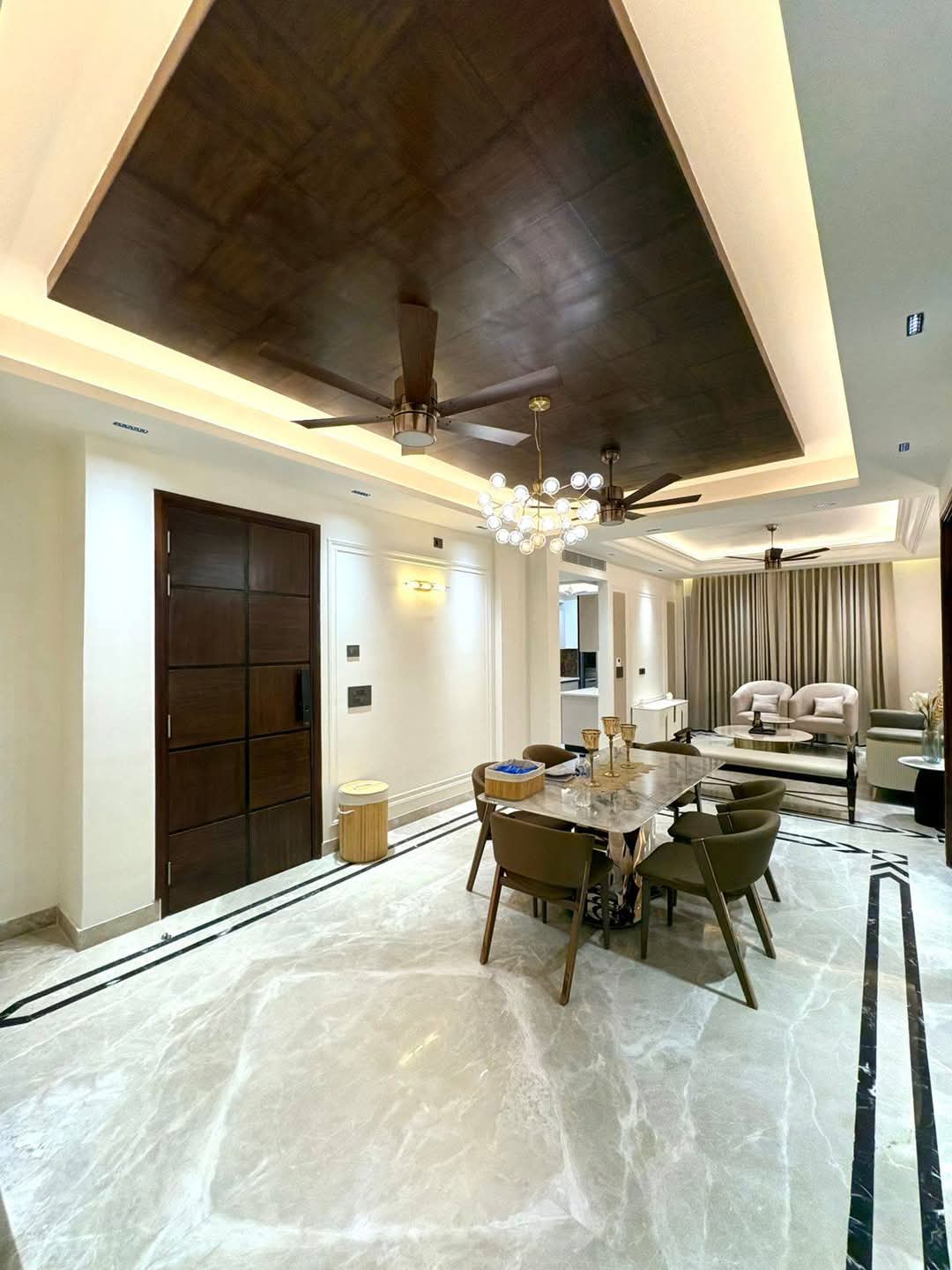 Rental 3 Bedroom 2100 Sq.Ft. Builder Floor in DLF Cyber SEZ, Sector 24 ...
