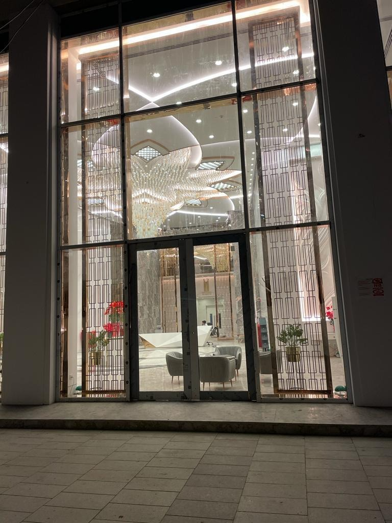 Resale 4 Bedroom 2019 Sq.Ft. Apartment in Lokhandwala Minerva Mahalaxmi ...