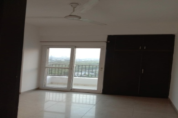 Resale 3 Bedroom 1400 Sq.Ft. Apartment in Homes 121, Sector 121 Noida ...