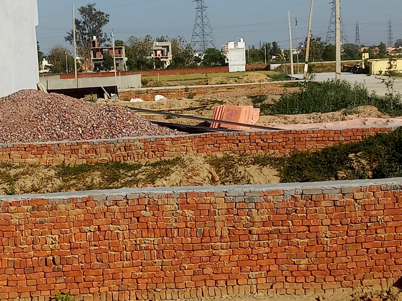 Resale 152 Sq.Yd. Plot in Kavi Nagar Ghaziabad - 8566349