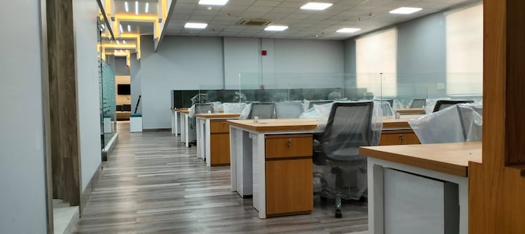 Rental Commercial Office Space in IT/SEZ 1800 Sq.Ft. in Pinnacle Tower ...