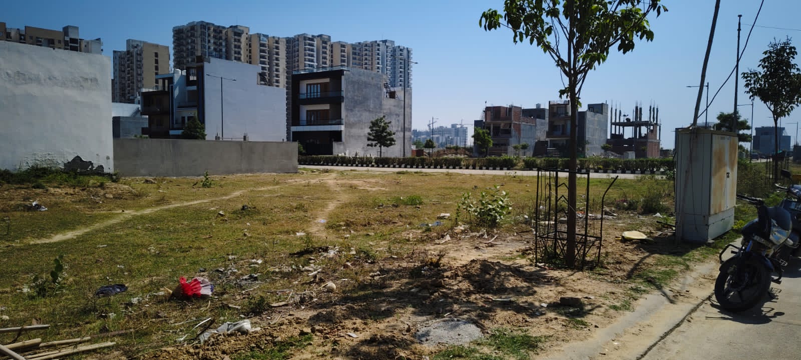 Resale 200 Sq.Mt. Plot in Wave City, Wave City Ghaziabad - 8677234