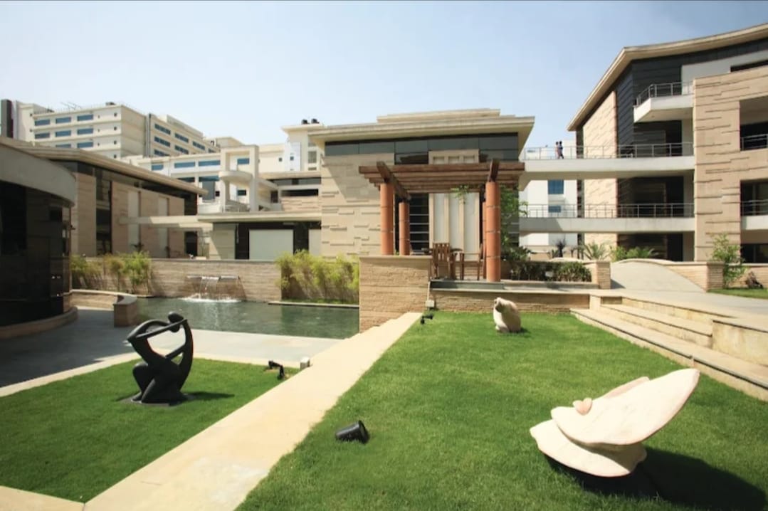 Rental Commercial Office Space 900 Sq.Ft. in Sector 127 Noida - 8695027