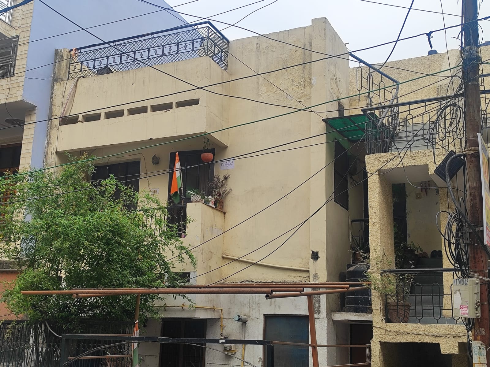 Resale 1 Bedroom 112 Sq.Mt. Apartment in Sector 29 Noida - 8704370