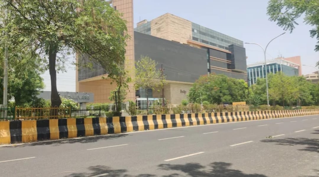 Rental Commercial Office Space 15010 Sq.Ft. in Sector 127 Noida - 8716144