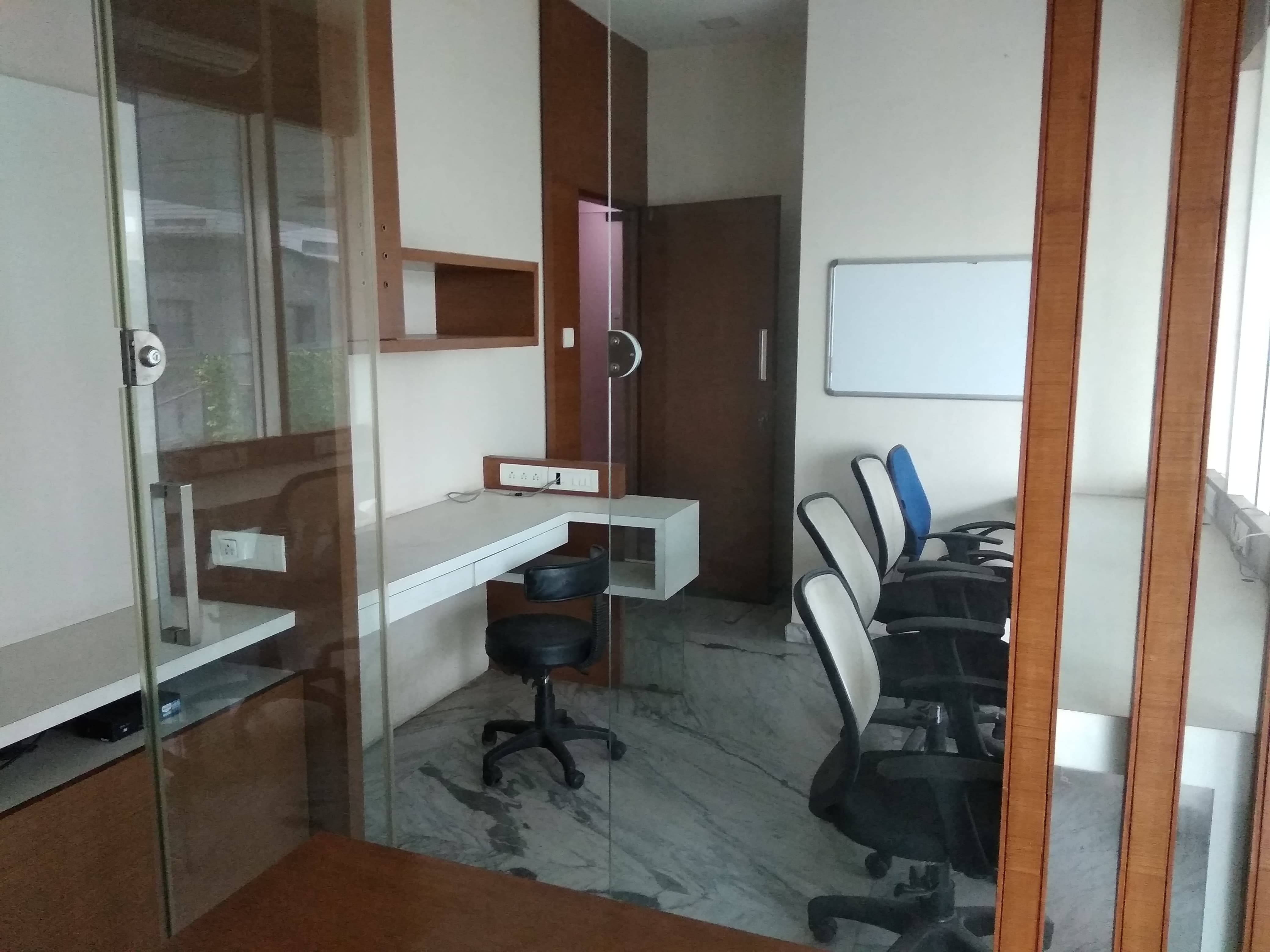 Rental Commercial Office Space 165 Sq.Ft. in Bandra Kurla Complex ...