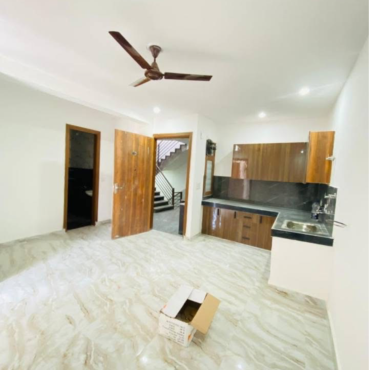 Rental 2 Bedroom 360 Sq.Ft. Builder Floor in Ansal Plaza Sector-23 ...
