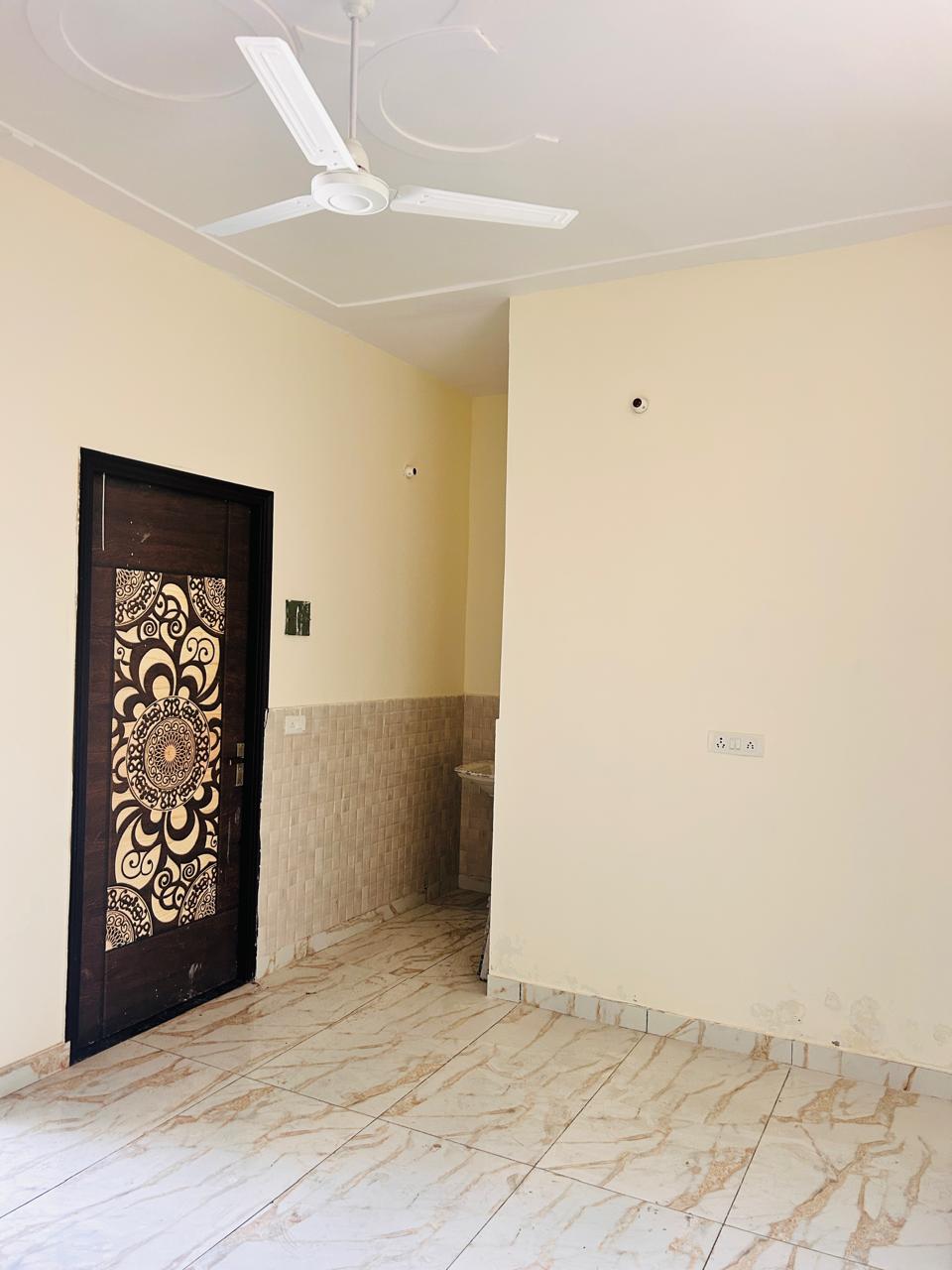 Resale 3 Bedroom 112 Sq.Yd. Independent House in Partapur Meerut - 9044002