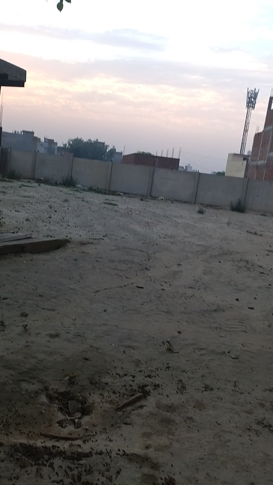 Resale 900 Sq.Yd. Plot in Devla Greater Noida - 9127614
