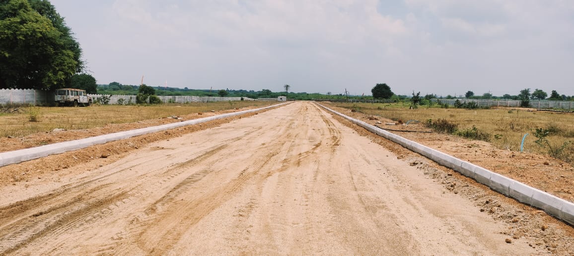 Resale 200 Sq.Yd. Plot in ESR South Central, Subhanpur Hyderabad - 9142474