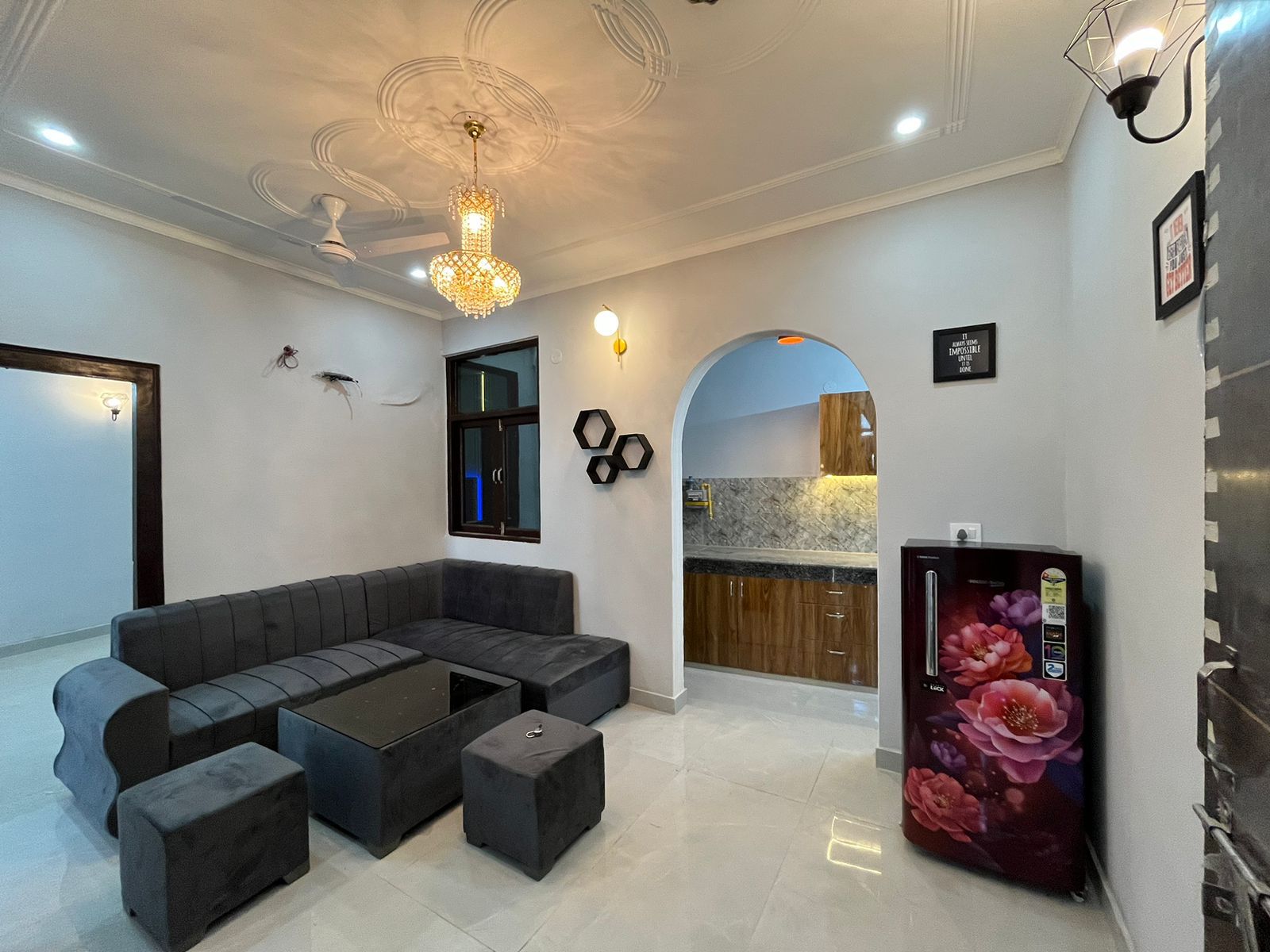 Rental 2 Bedroom 981 Sq.Ft. Apartment in Saket Delhi - 9193046