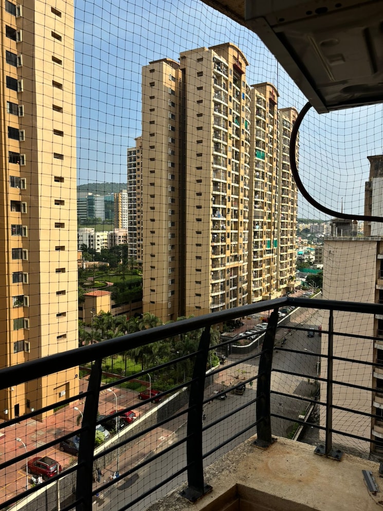 Rental 3 Bedroom 1375 Sq.Ft. Apartment in K Raheja Raheja Residency ...