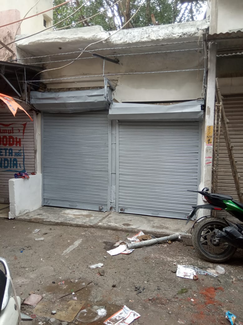 Resale Commercial Shop 200 Sq.Ft. in RWA Moti Bagh Block A, Moti Bagh ...