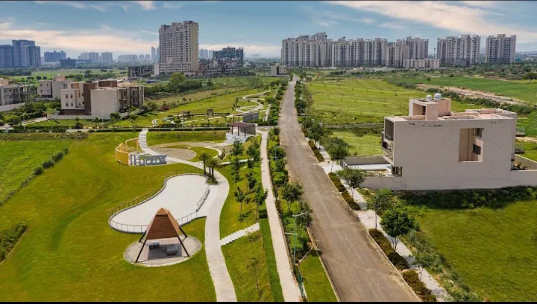 Resale 359 Sq.Yd. Plot in Experion The Westerlies, Sector 108 Gurgaon ...