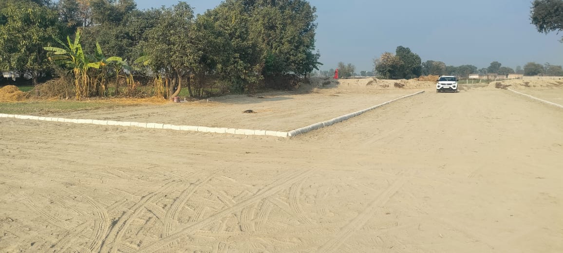 Resale 800 Sq.Ft. Plot in Pindra Varanasi - 9279129