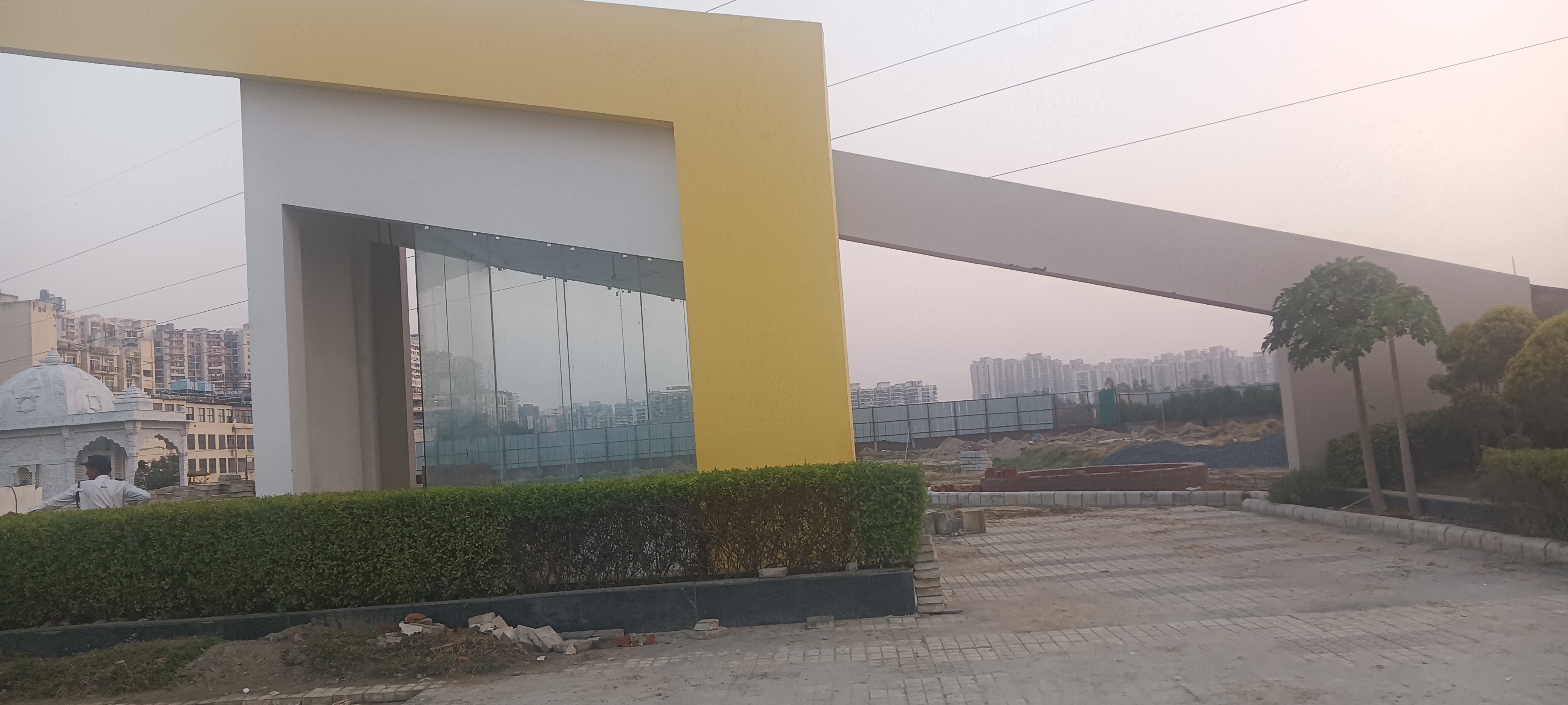 Resale 100 Sq.Yd. Plot in Crossing Republik, Crossing Republic ...