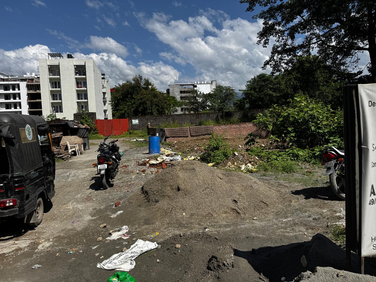 Resale 245 Sq.Yd. Plot in Sahastradhara Road Dehradun - 9295619