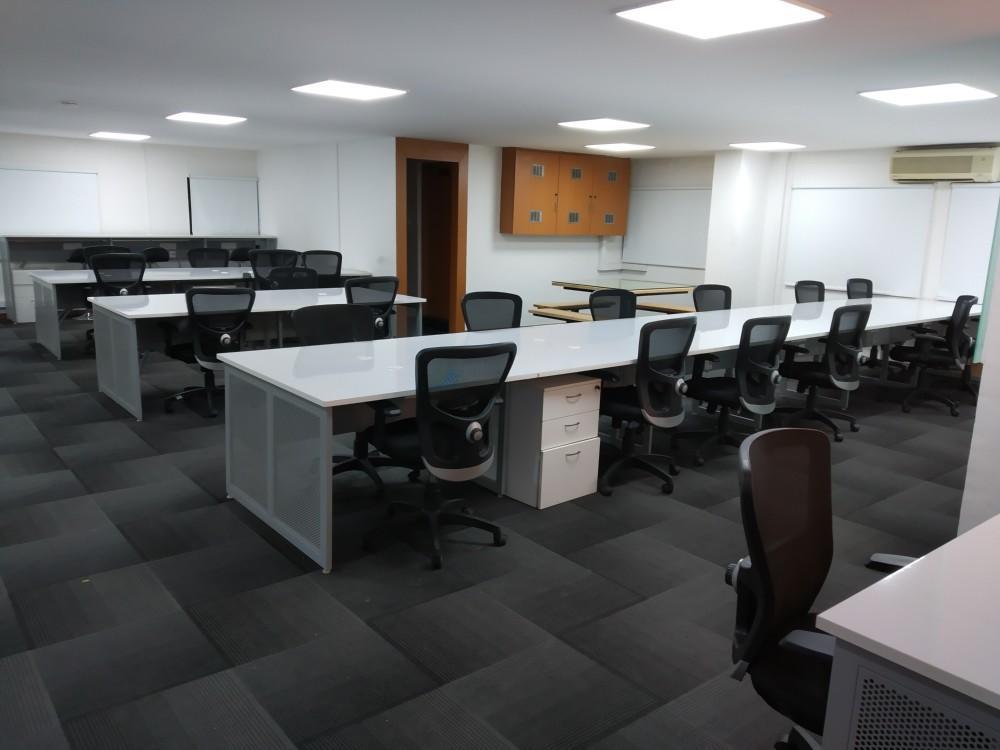 Rental Commercial Office Space in IT/SEZ 9000 Sq.Ft. in Sector 57 Noida ...