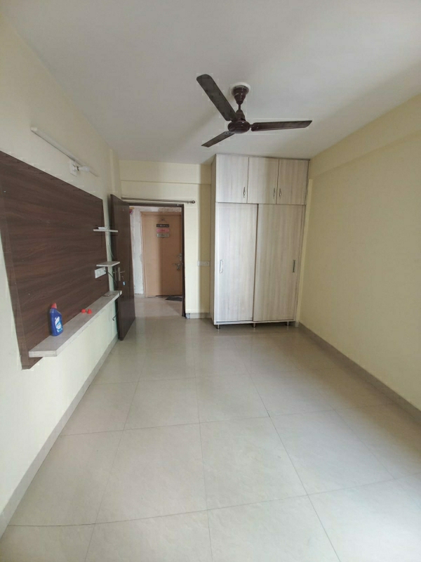 Rental 1 Bedroom 560 Sq.Ft. Apartment in Ninex RMG Residency, Sector ...