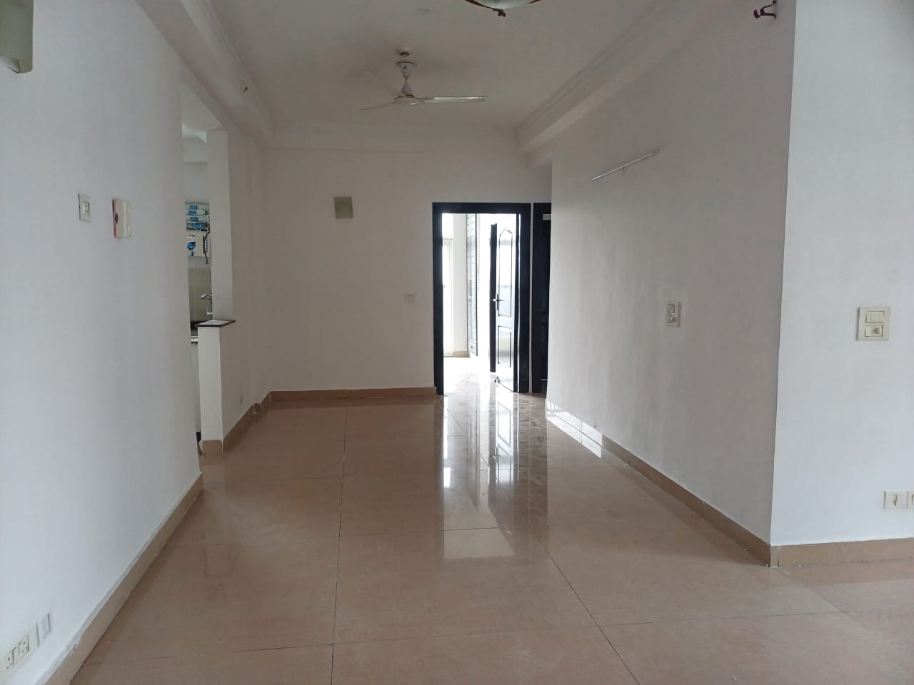 Resale 2 Bedroom 1090 Sq.Ft. Apartment in Ace City, Sector 1 Greater ...