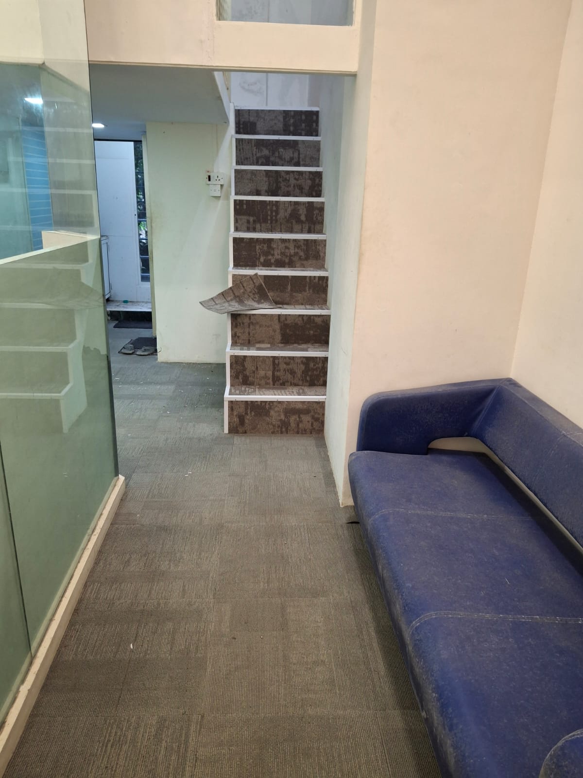 Rental Commercial Office Space 500 Sq.Ft. in Goregaon East Mumbai - 9441586