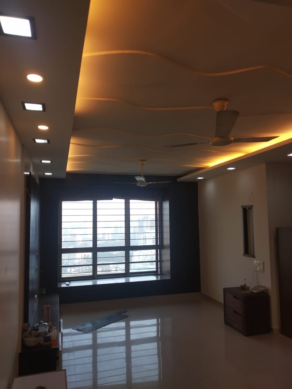 Rental 2.5 Bedroom 1050 Sq.Ft. Apartment in Oberoi Realty Woods ...