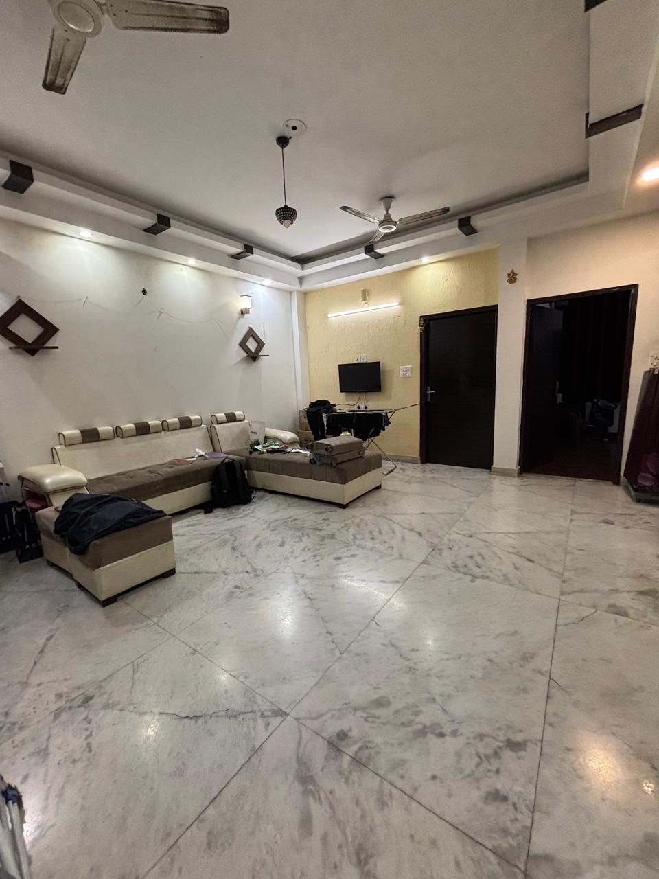 Rental 2 Bedroom 112 Sq.Mt. Builder Floor in RWA Apartments Sector 47 ...