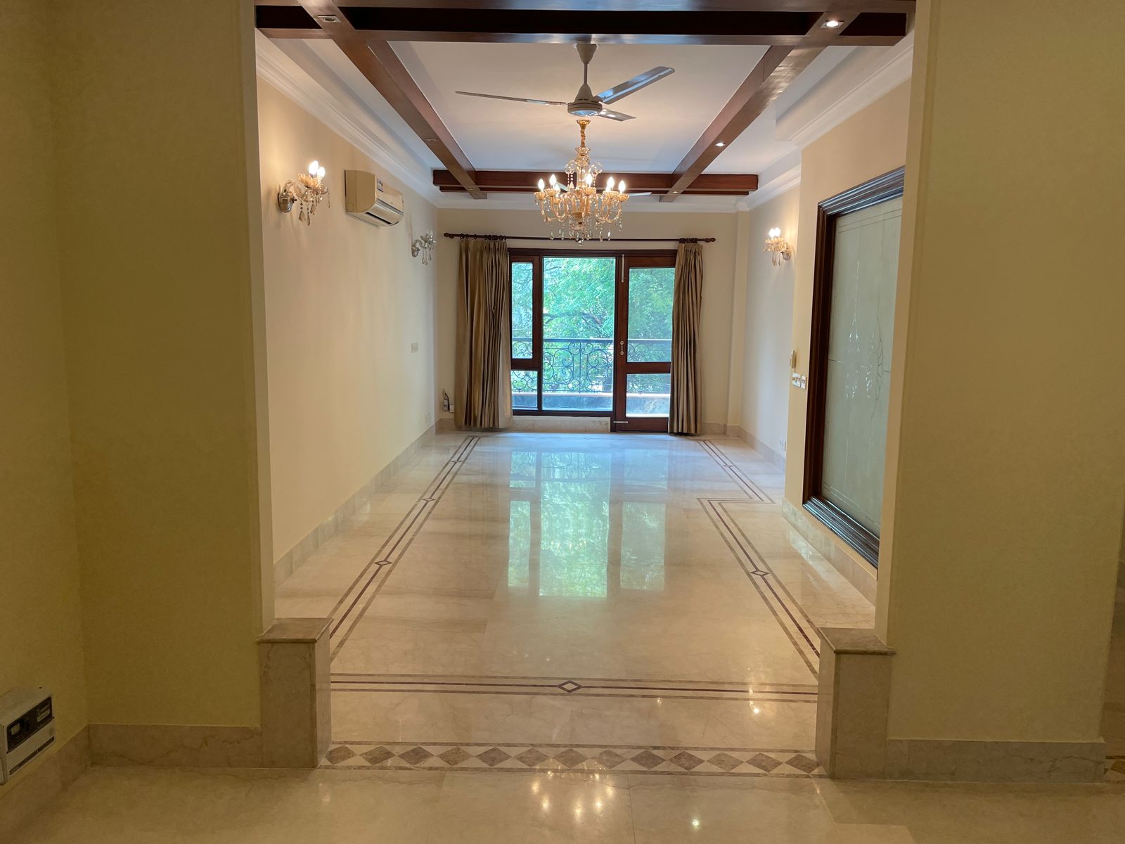 Rental 1 Bedroom 300 Sq.Yd. Builder Floor in Sushant Lok I Gurgaon ...