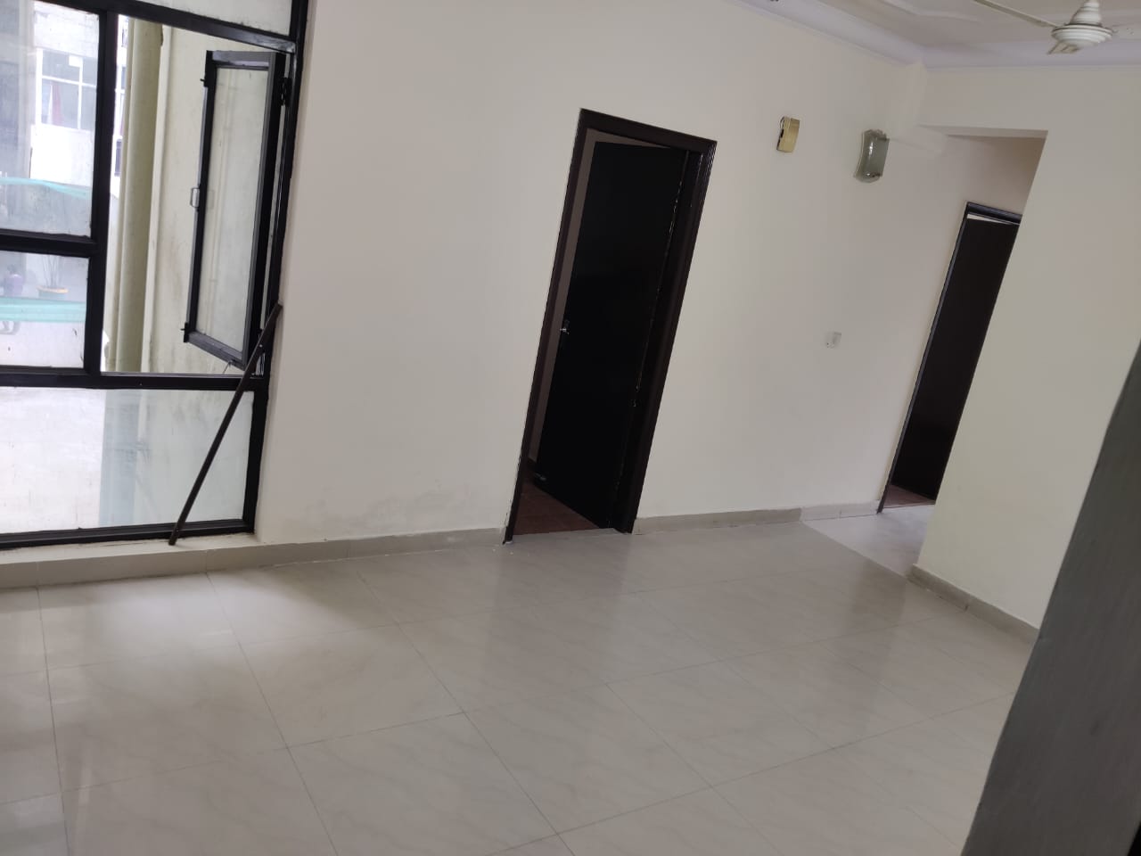 Resale 2 Bedroom 1363 Sq.Ft. Builder Floor in Sector 23 Gurgaon - 9510396